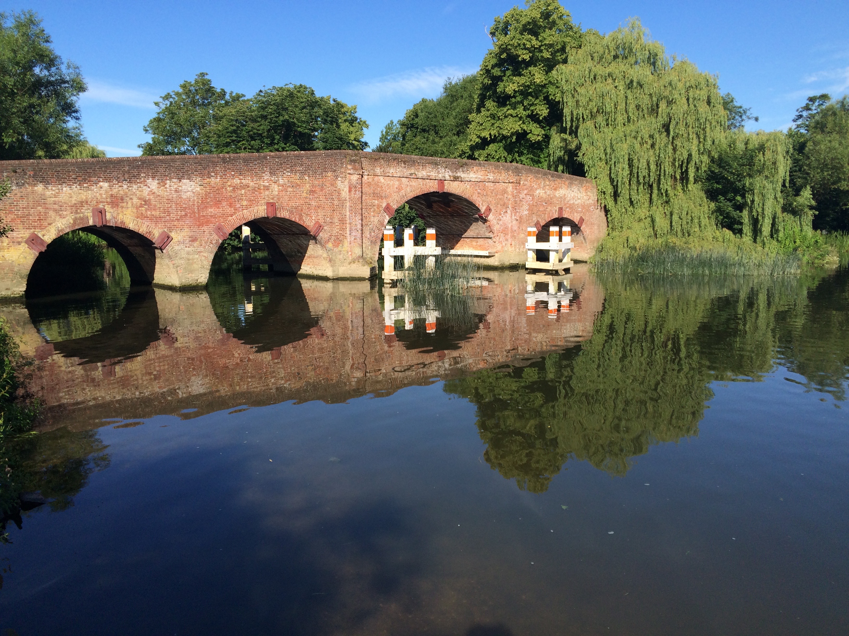 Sonning Bridge – Travels with Verne and Roy